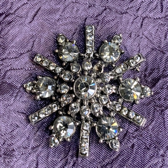 Jewelry | Vintage Custom Jewelry Pin With Gray Crystals From My ...